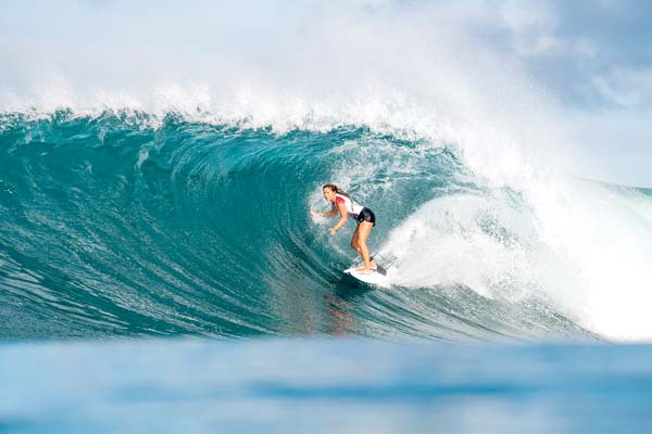 Moore moves on to Maui Pro semifinals | News, Sports, Jobs - Maui News
